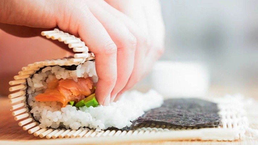 Come Preparare il Sushi Rice Perfetto | Ricetta Originale Giapponese