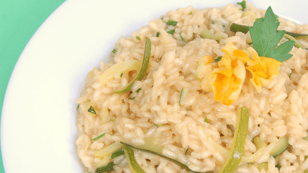 Risotto senza lattosio con verdure | Ricetta leggera e completa